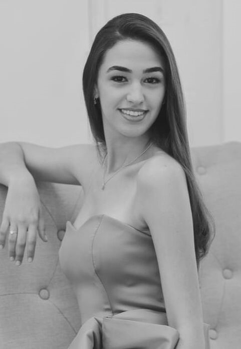 Encore Academy of the Arts - Carolina Rivero - Voice/Singing Teacher